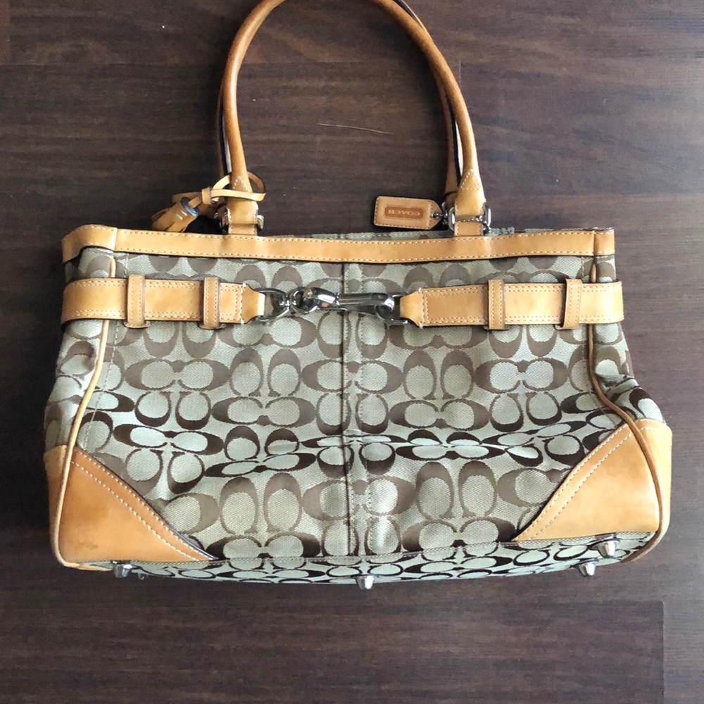 Coach Sachel I’m Fairly Good Condition!! - Gem